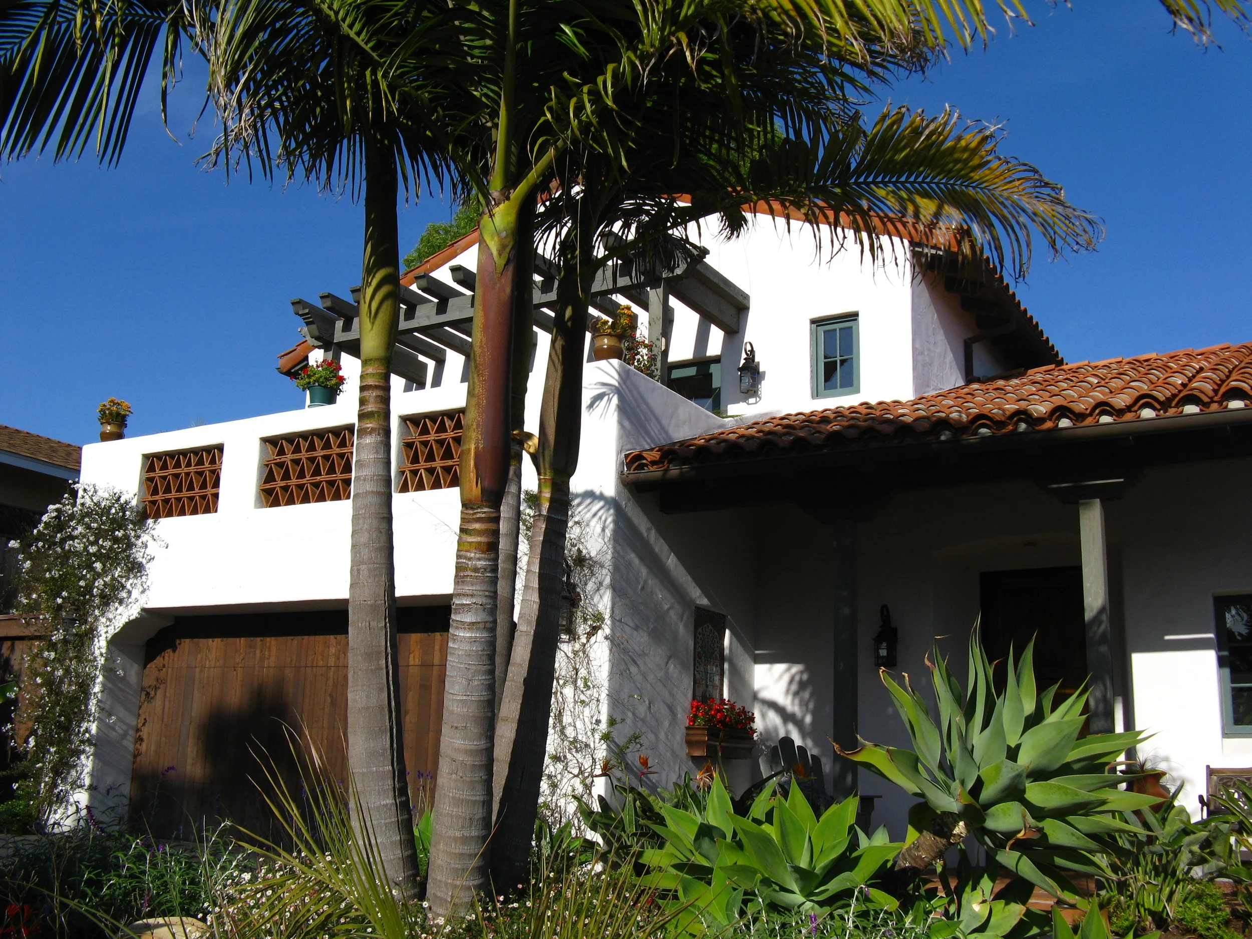 Gordon Residence — HOLROYD DESIGN STUDIO