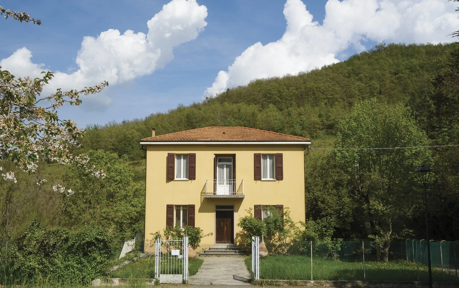 Giorgio Morandi: The Tranquil Beauty of his home featured in 'Still ...
