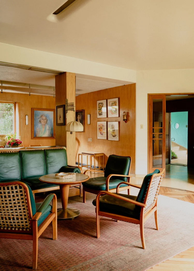 CASA KOHN — Upstate Diary