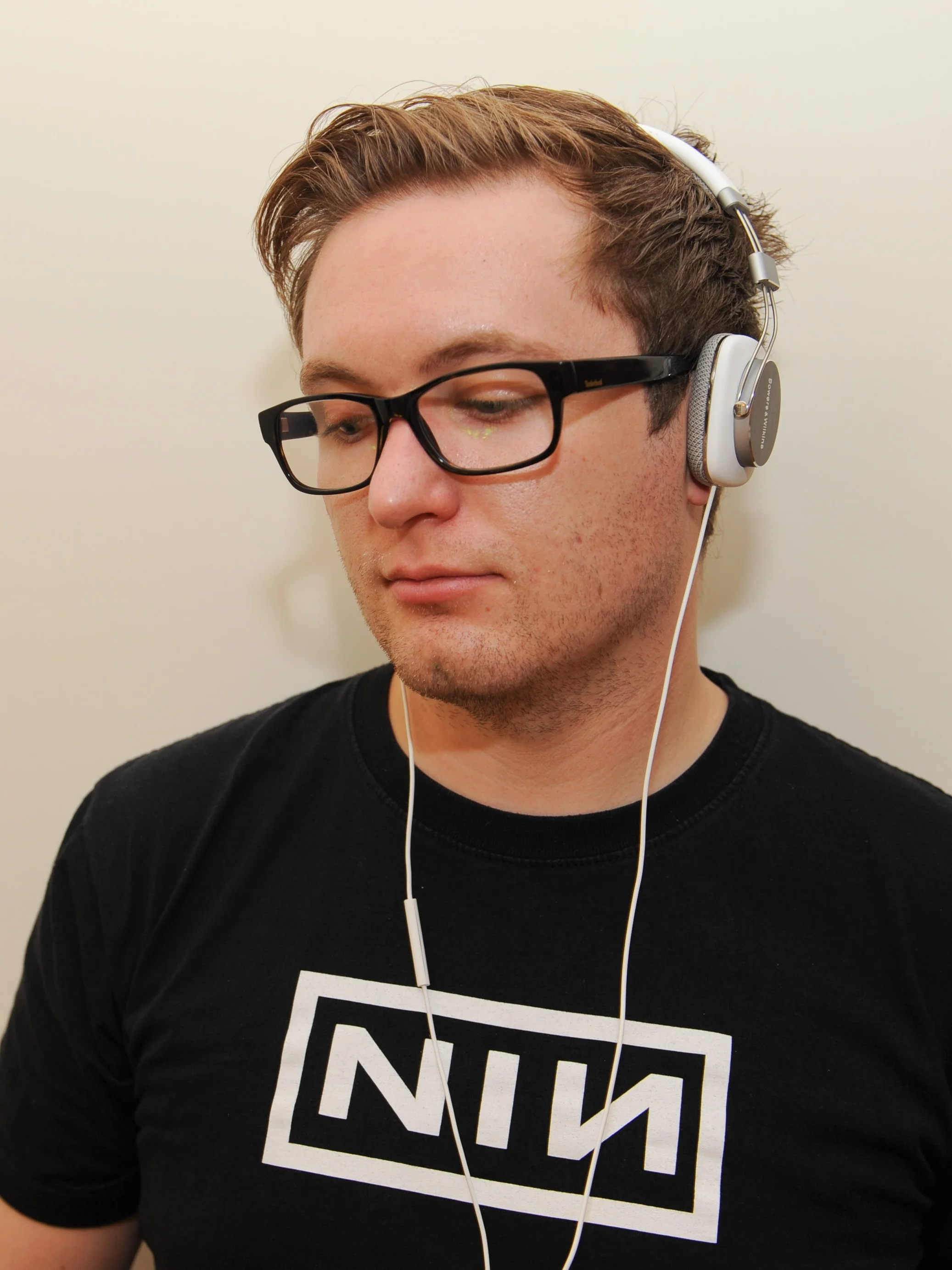 Sean Adams's Instagram, Twitter & Facebook on IDCrawl