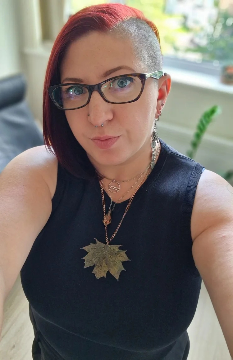 Dominique Gibson — Wide Days