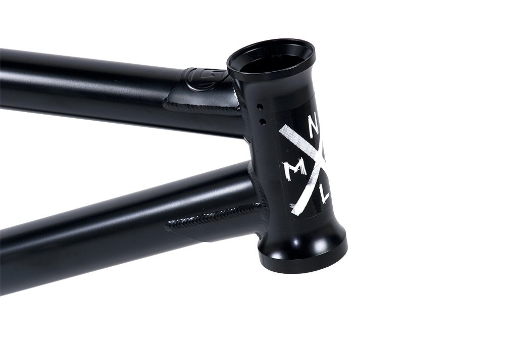Macneil Bmx Logo