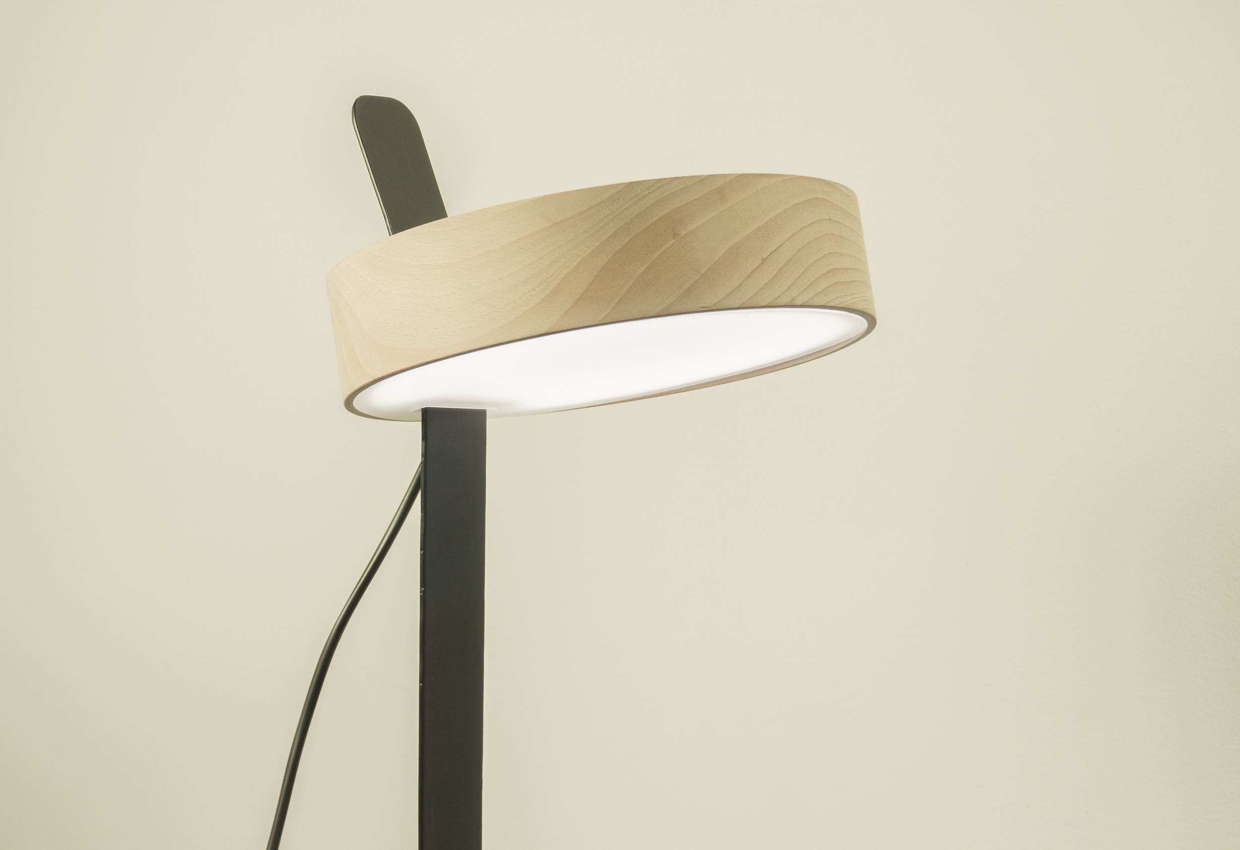 Counterpoise lamp — SAIF FAISAL design workshop