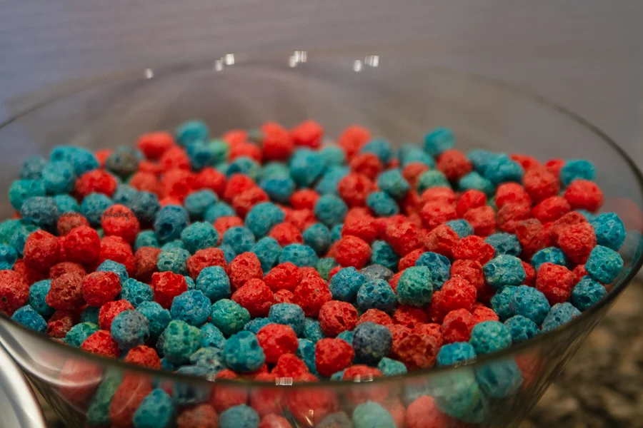 Cap'n Crunch All Berries Krispie Bars — Tiaras & Tantrums