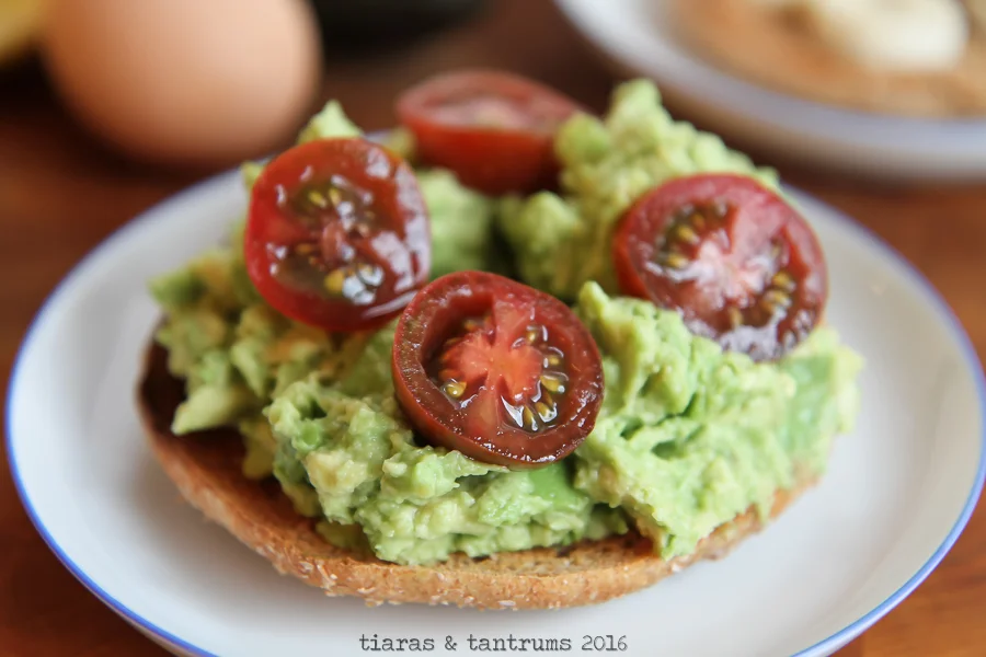 BAGEL TOAST: 6 Ways to Build A Breakfast — Tiaras & Tantrums