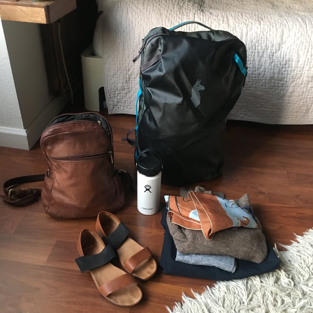 Travel Light: 18 Days Abroad with A purse and 1 Carry-on — New Minimalism