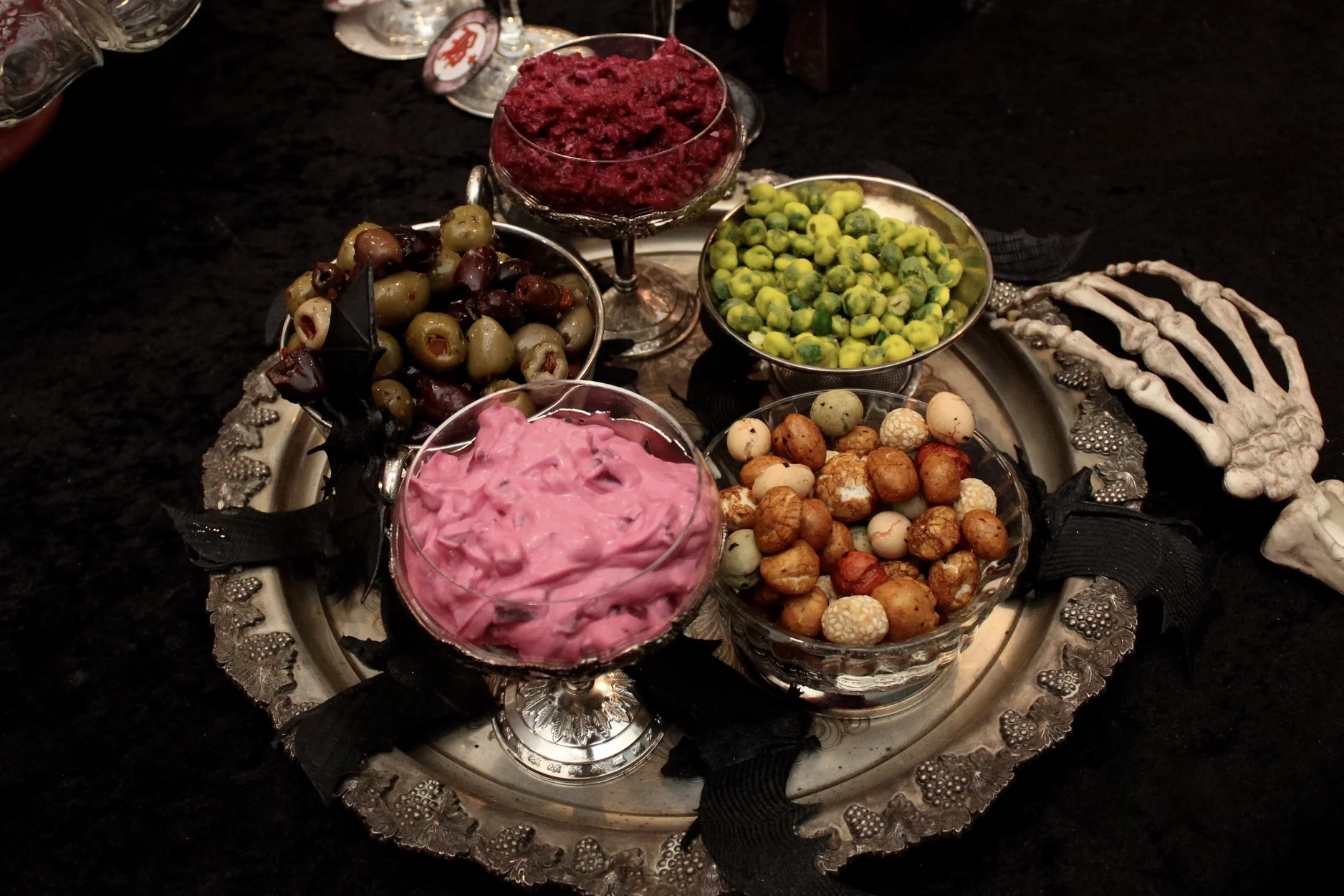 Halloween Vampire Party - Gothic Inspired — Chic Party Ideas