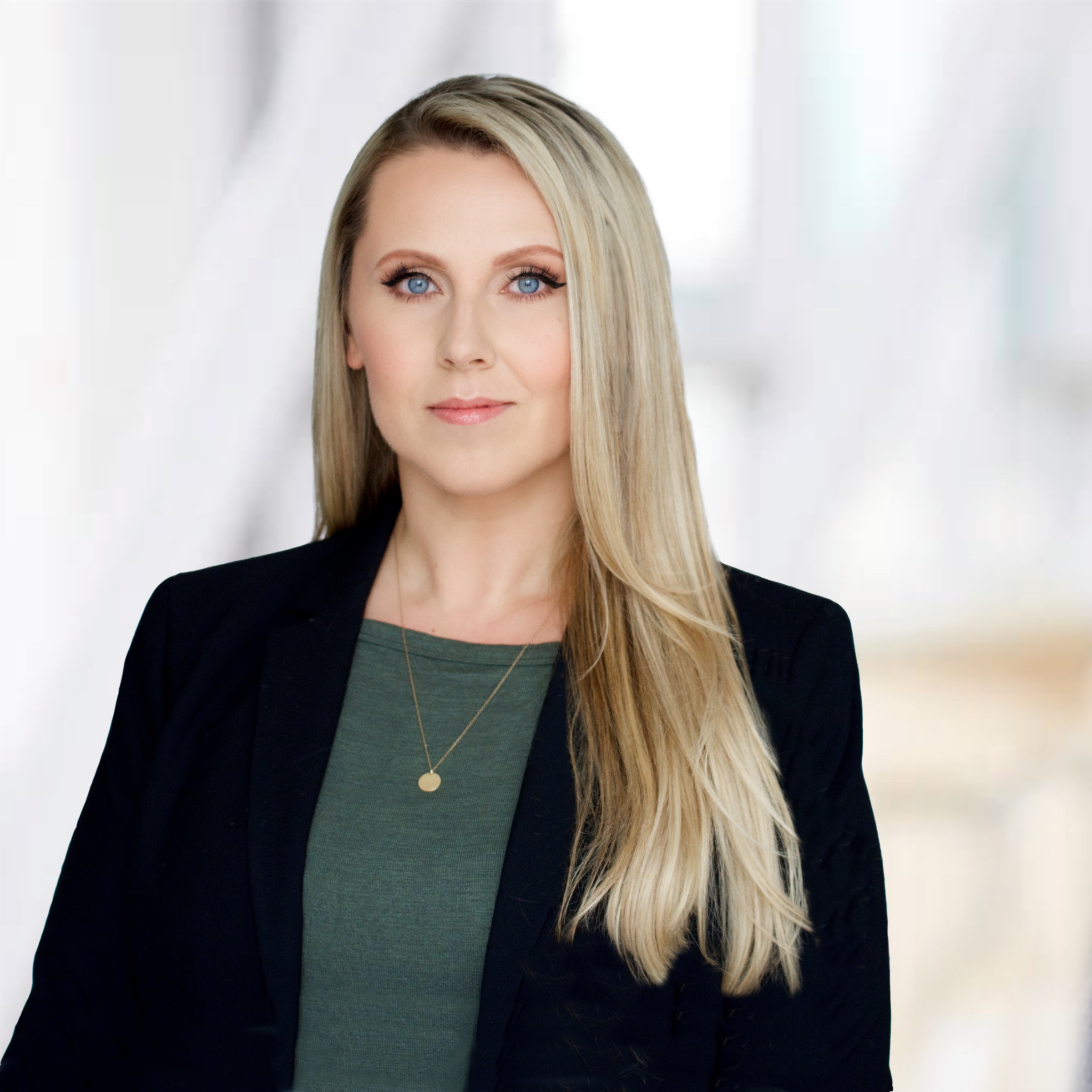 Portraits — Inger MacKenzie Photography