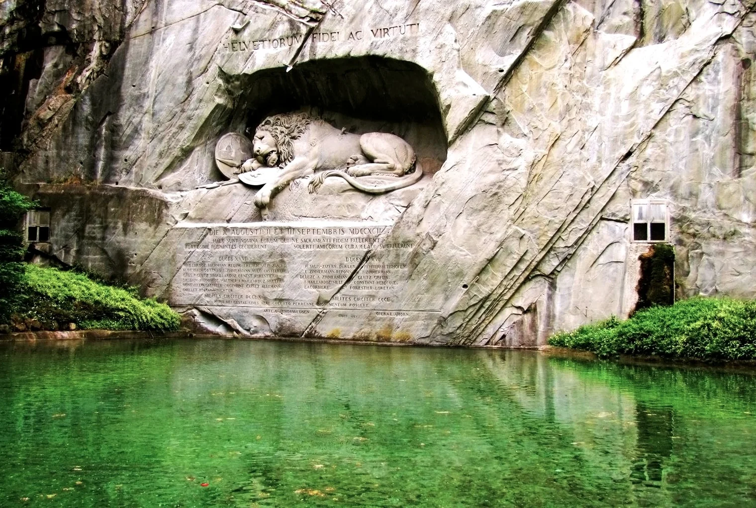 Mark Twain Called This "The most mournful and moving piece of stone in ...