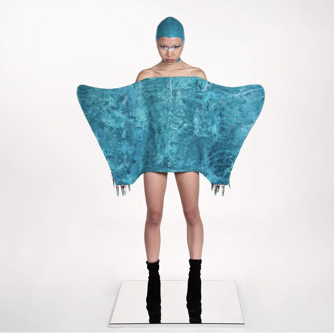 LOCKTON Translated by Ambre Marbois — VOL•UP•2