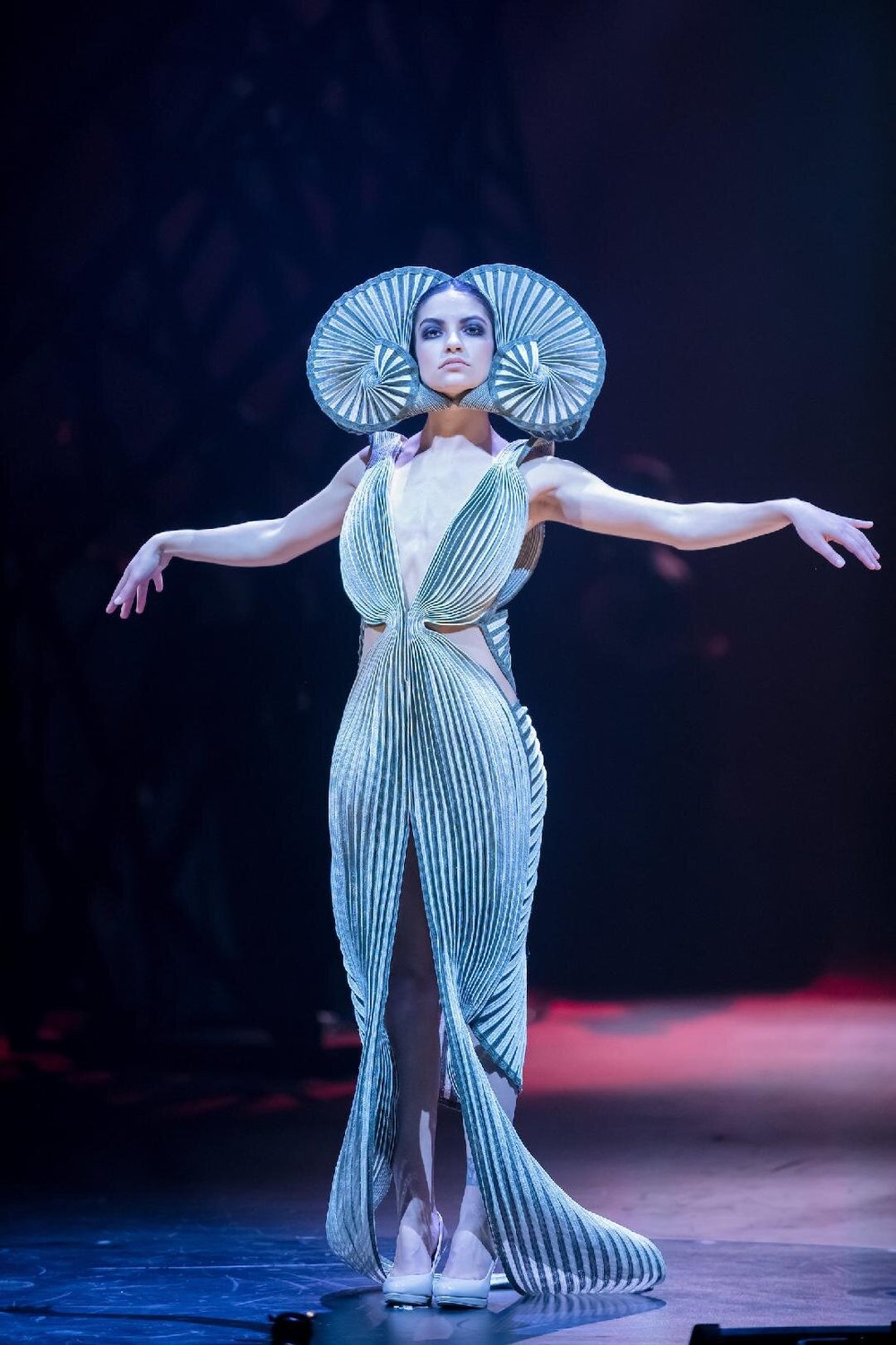 R.R. PASCOE Translated by Jordan Riviere — VOL•UP•2