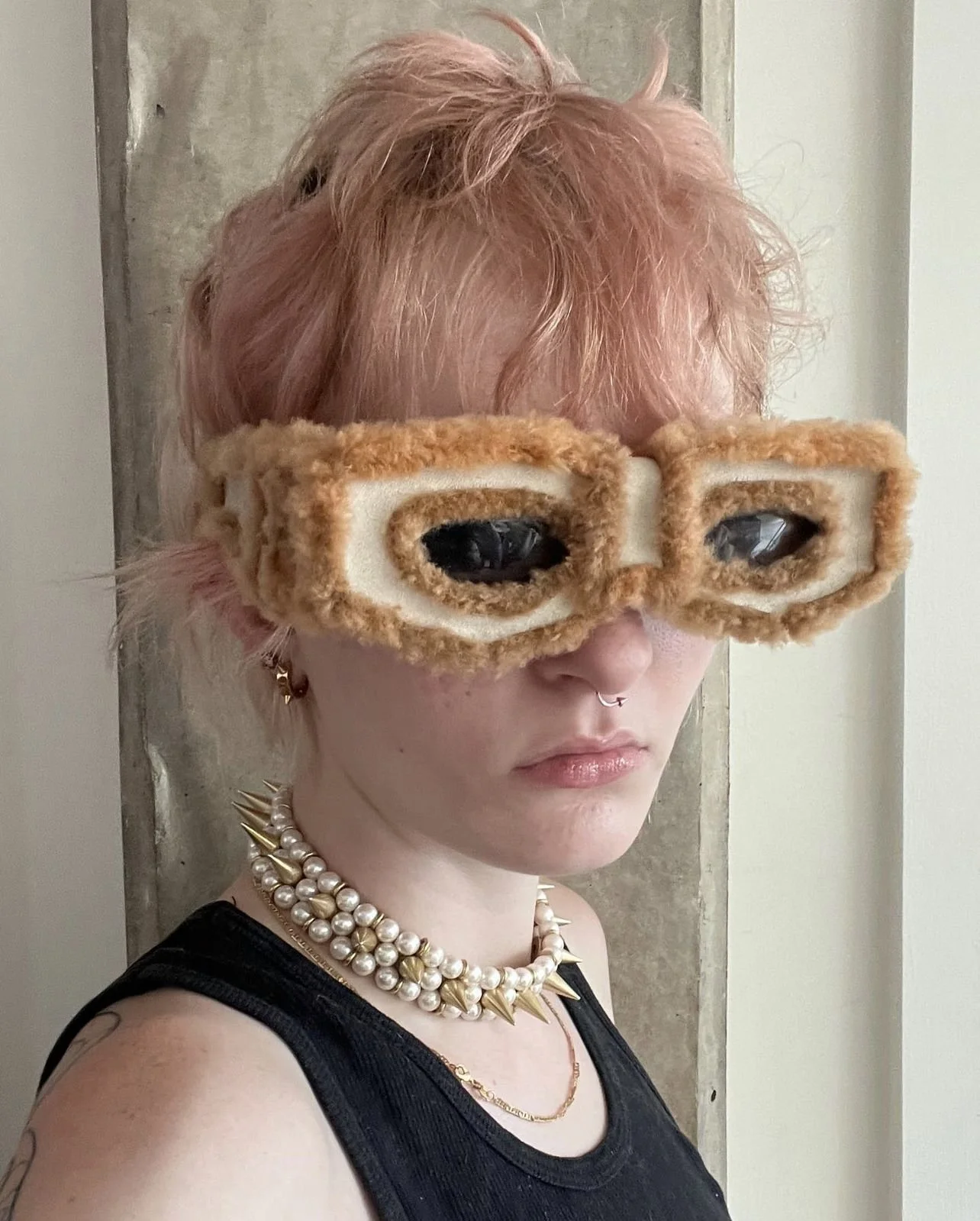 HANNAH LADEWIG Translated by Juliette Jordan — VOL•UP•2