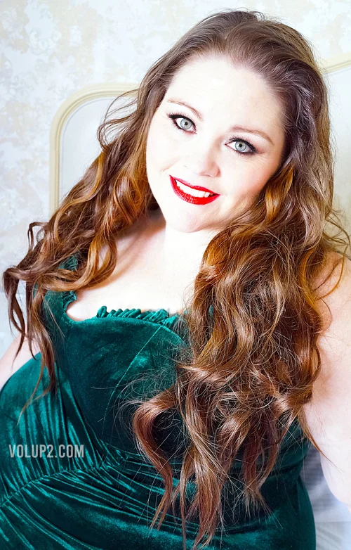 Set the World on Fire Photos by Velvet d'Amour — VOL•UP•2