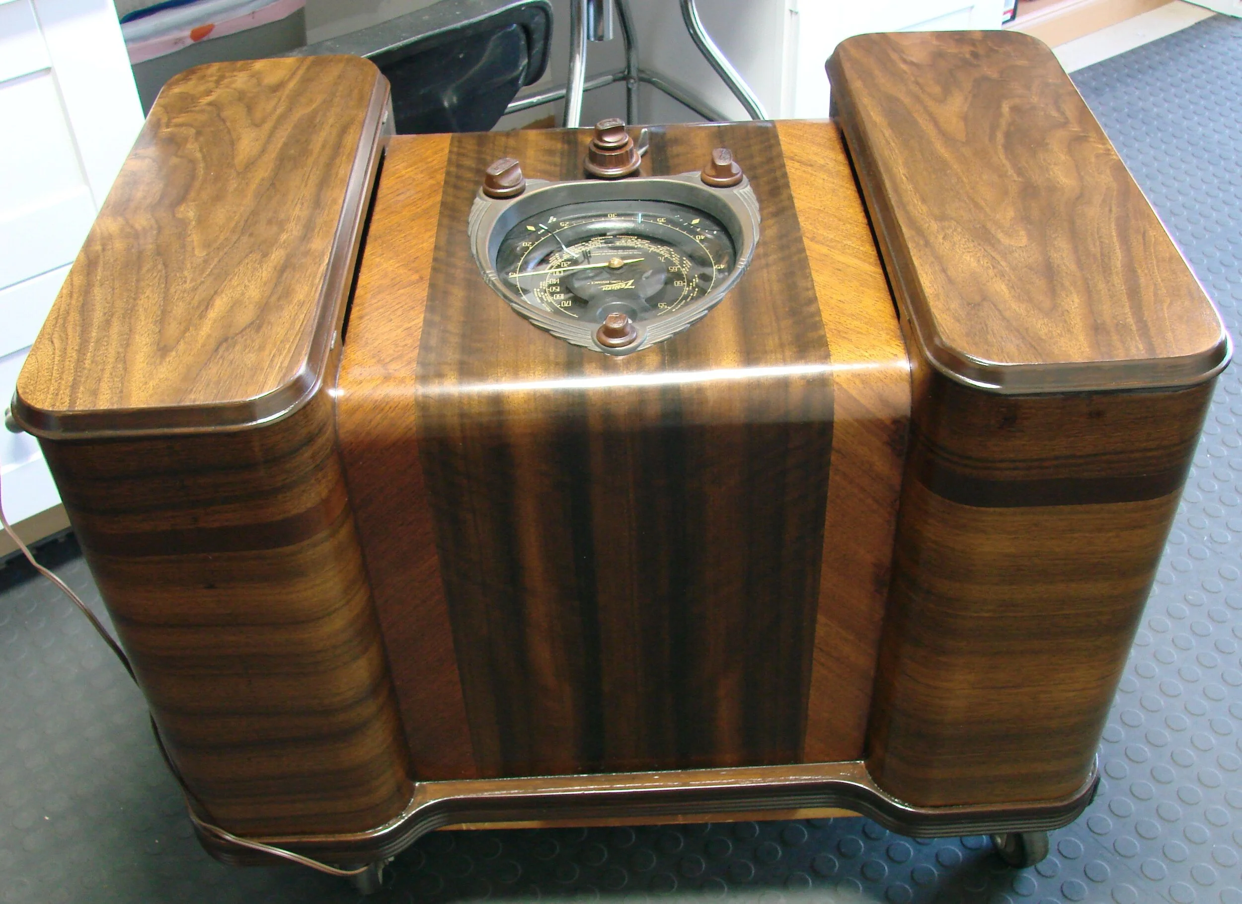 Zenith Chairside Model 12S245 SOLD!!! — Stan's Antique Radios