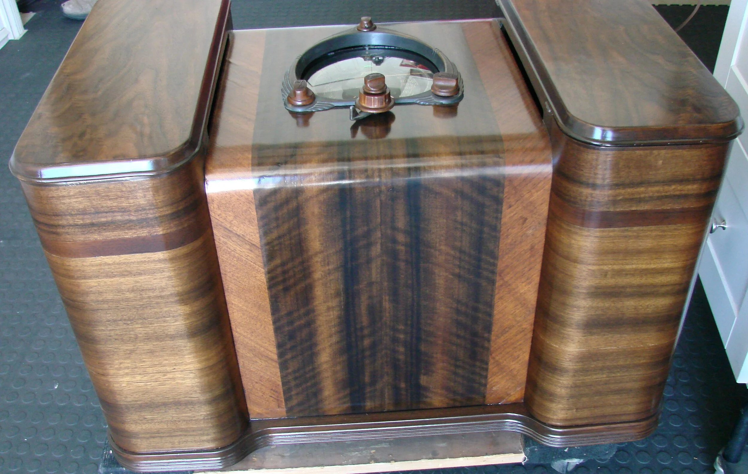 Zenith Chairside Model 12S245 SOLD!!! — Stan's Antique Radios