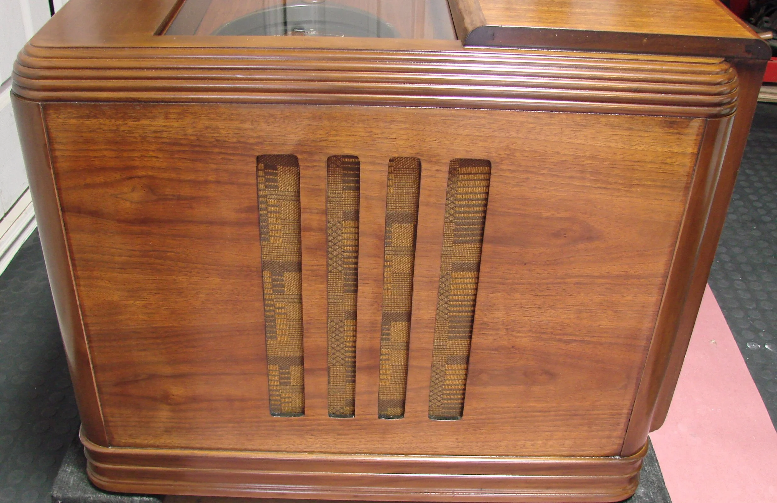 Zenith Chairside Model 9S244 SOLD!!!! — Stan's Antique Radios