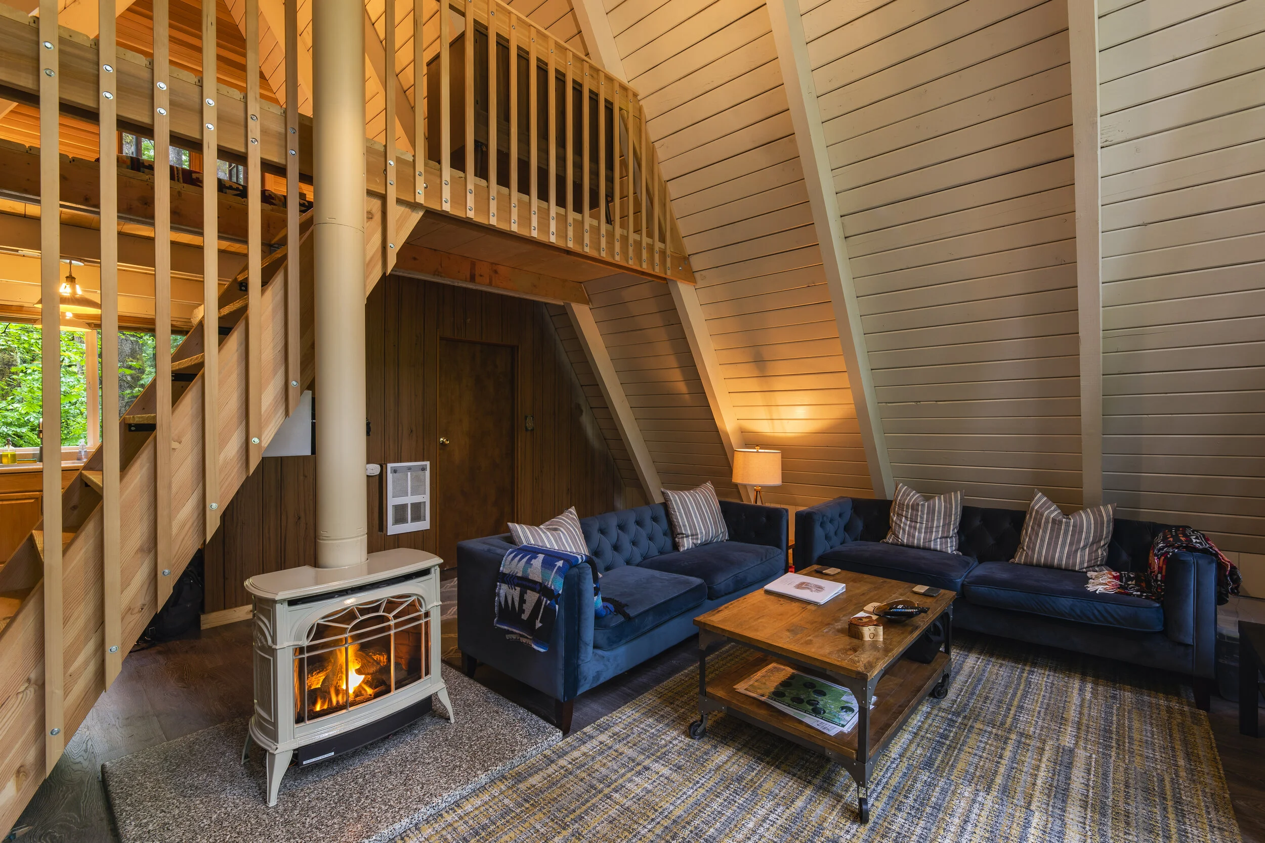 TYE HAUS — Tye River Cabin Co.