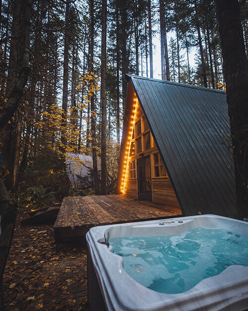 TYE HAUS — Tye River Cabin Co.