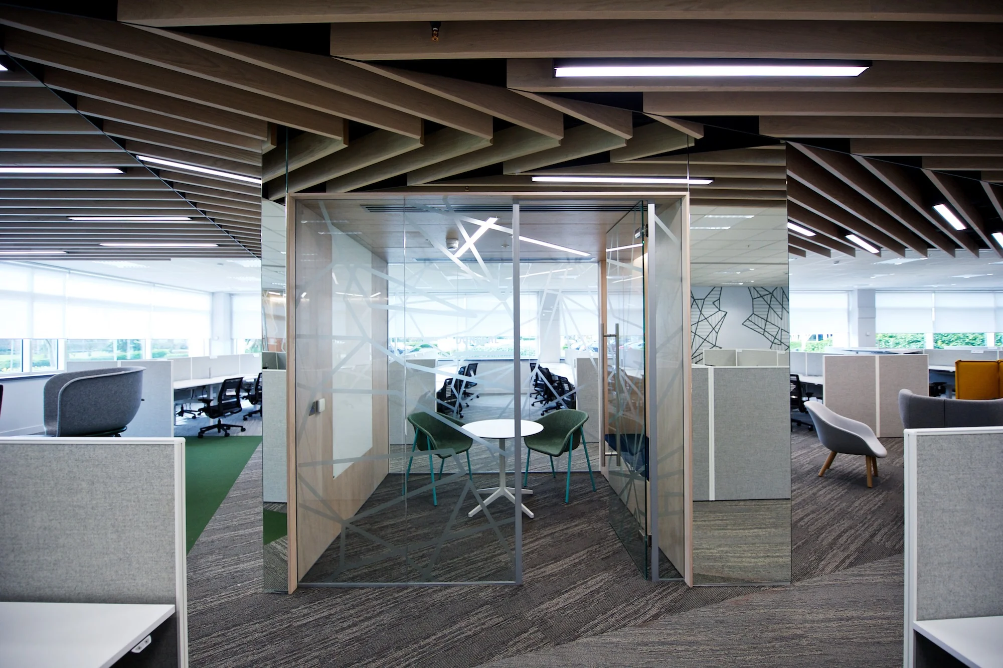 Ultra Modern Office Interior Design