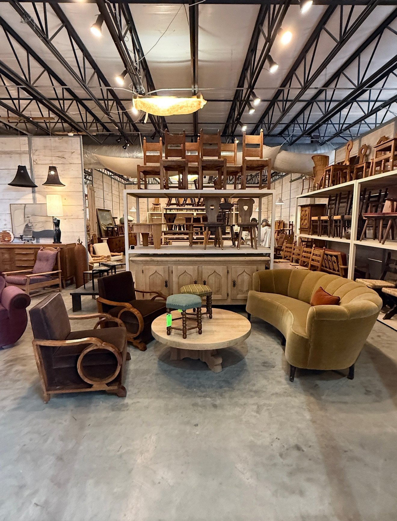 PAIGE'S PICKS - SPRING SHOW 2025 — The Vintage Round Top