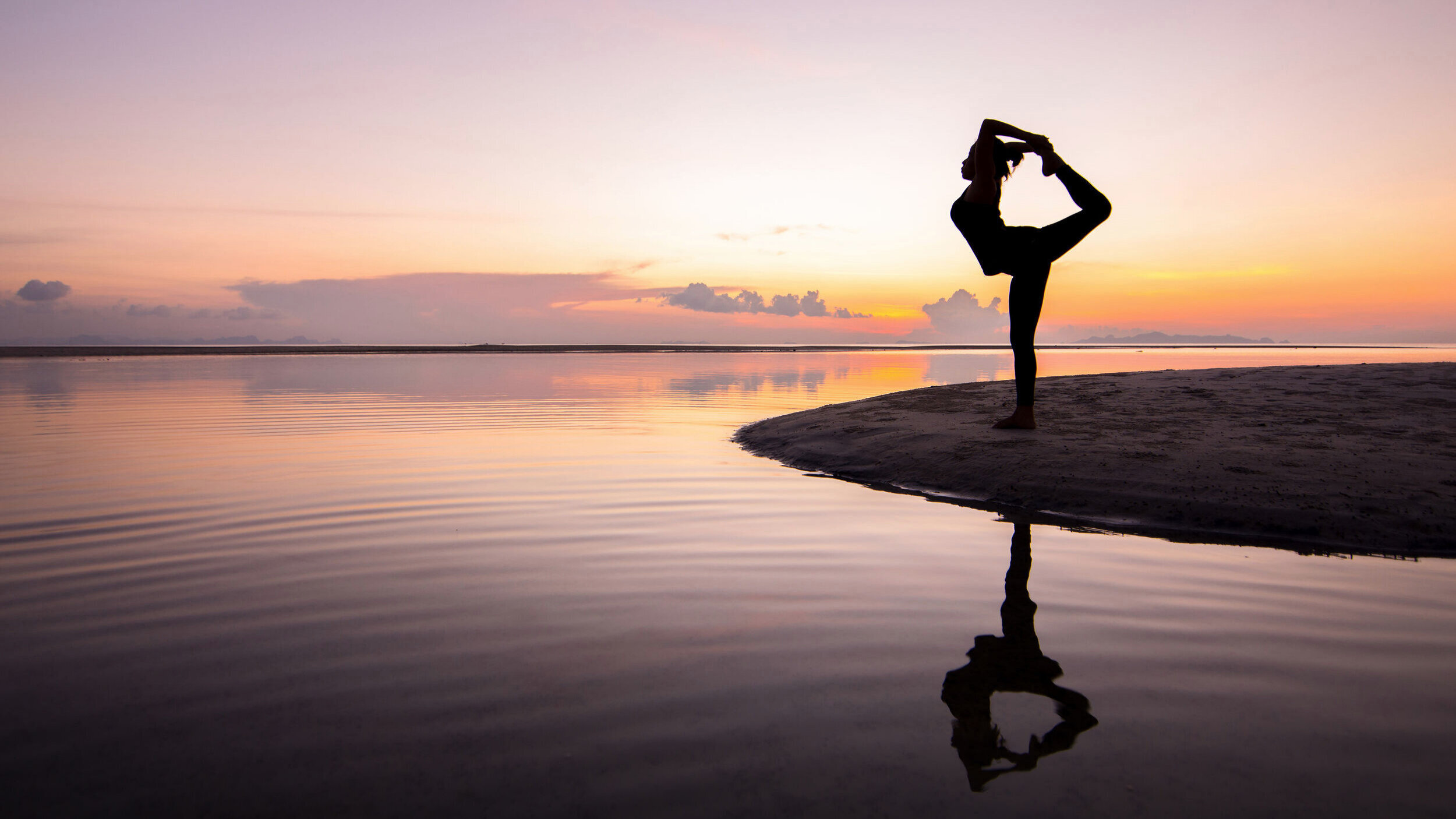 Toning Up for Your Boudoir Photo Shoot: A Complete Guide