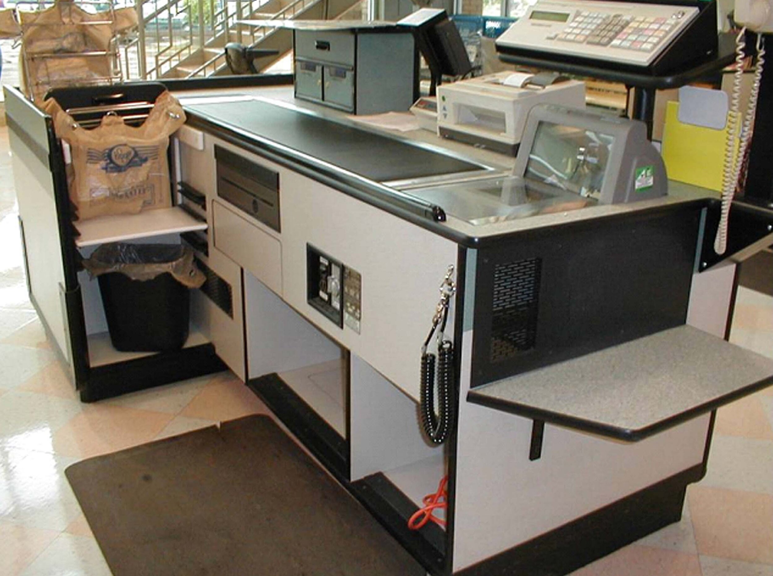 Checkstands Design — EMI Industries