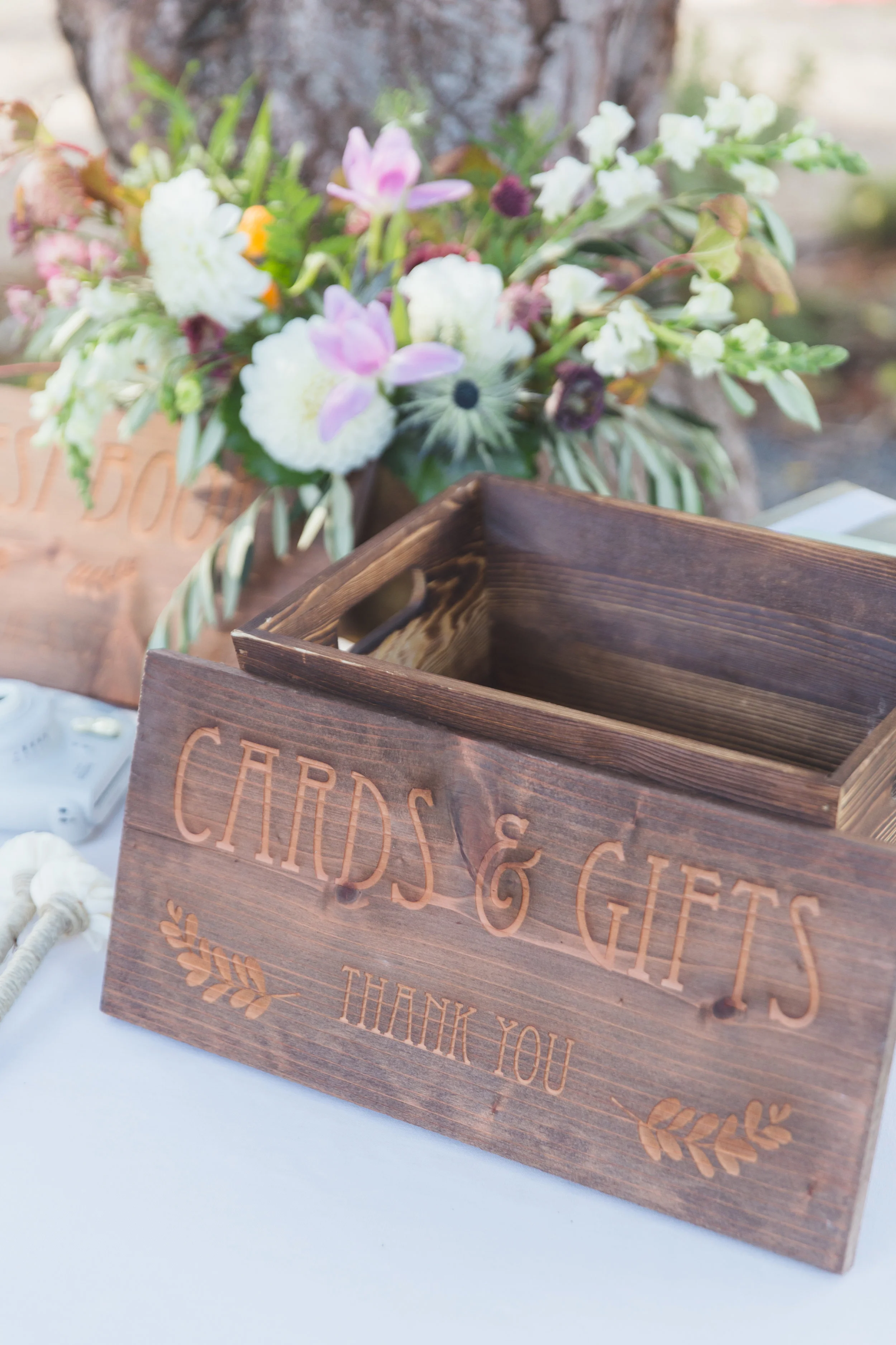 Amy + Kyle — California Sister Floral Design Co.