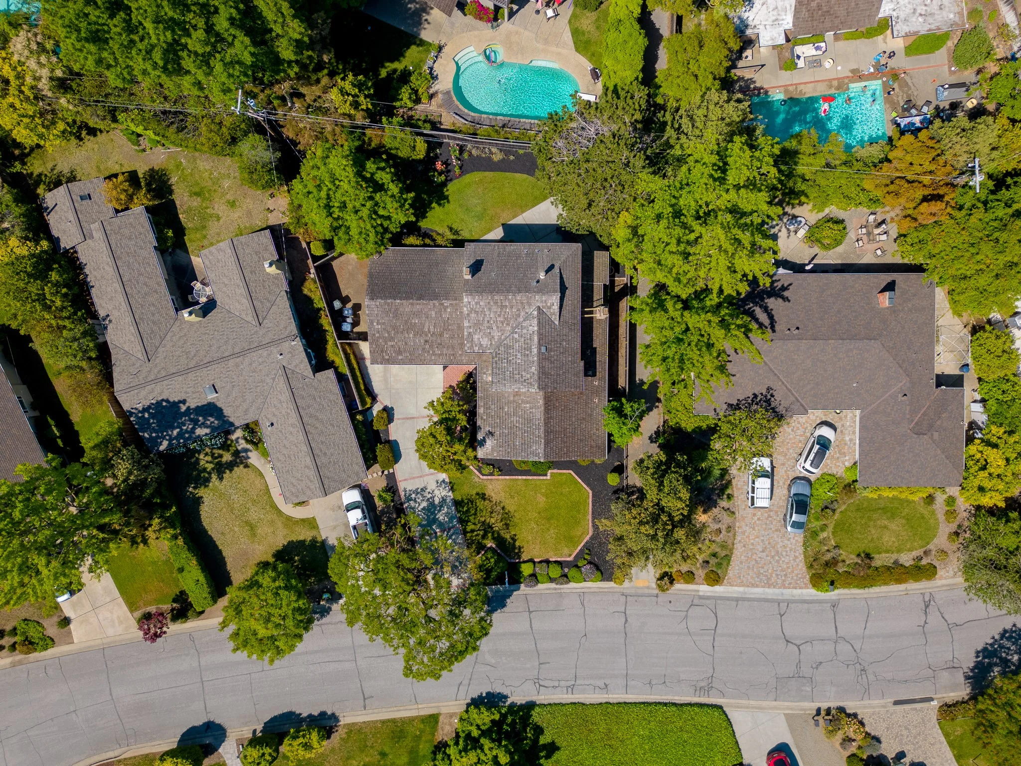 1601 Ben Roe Drive, Los Altos