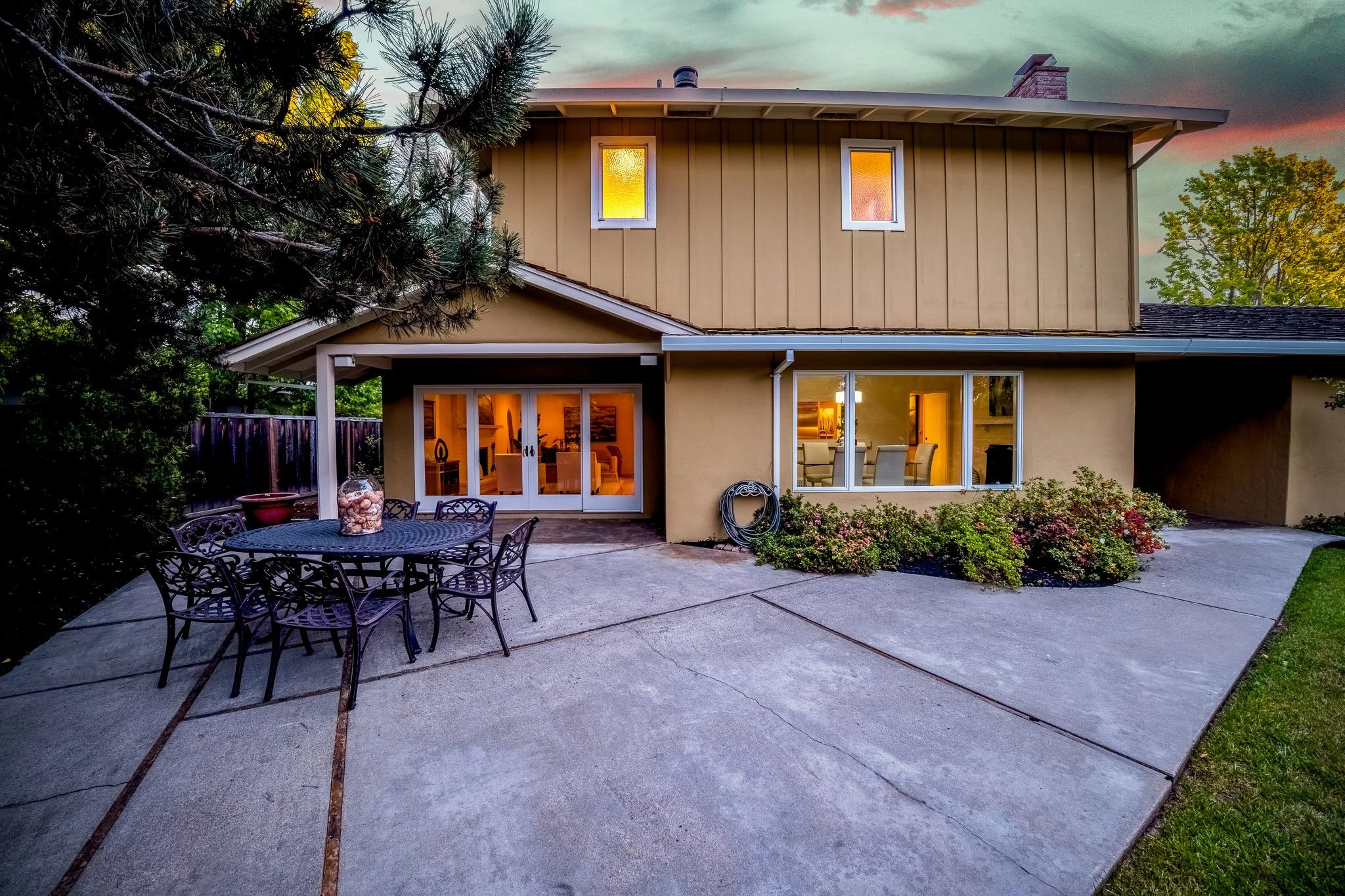 1601 Ben Roe Drive, Los Altos