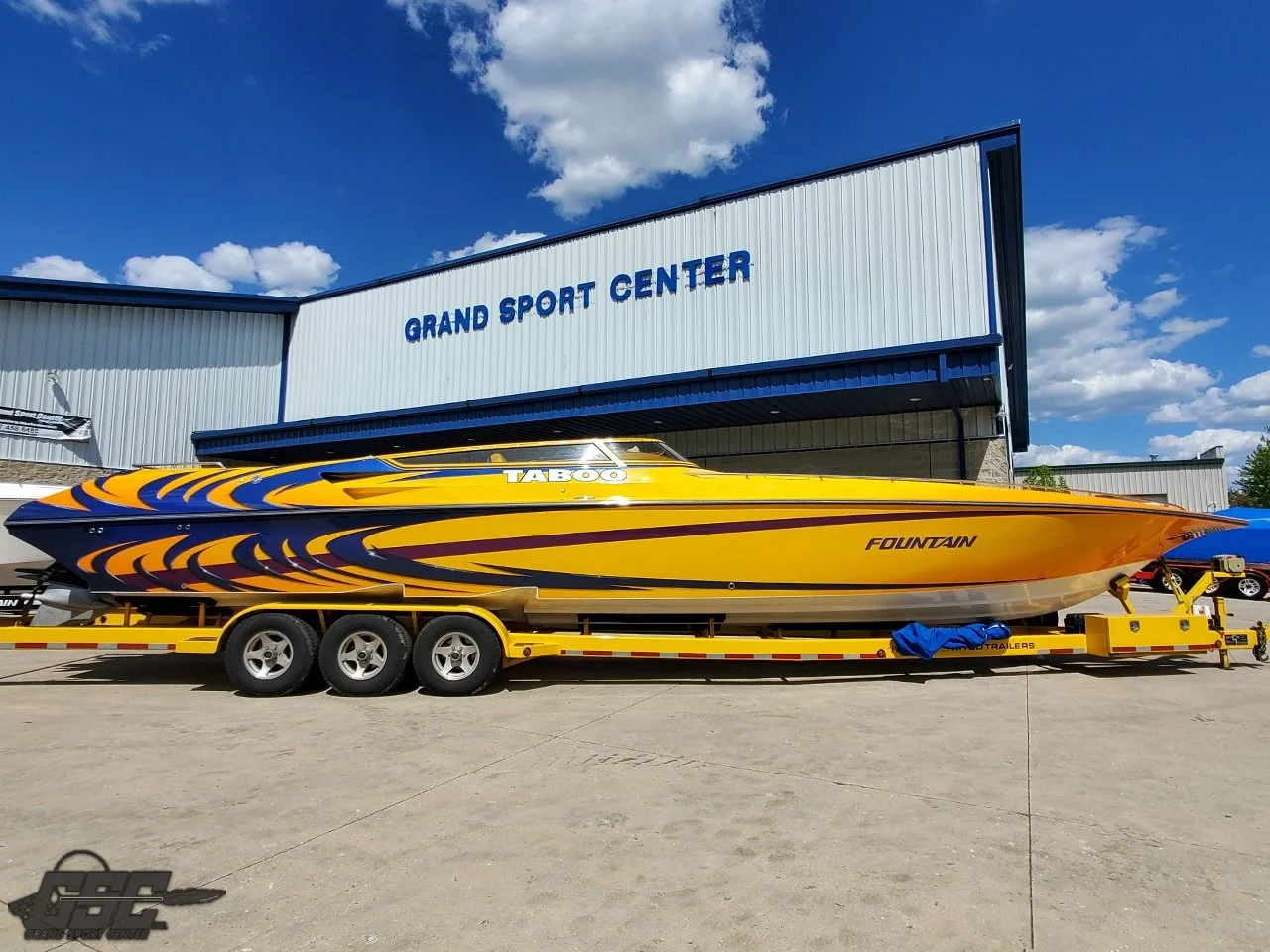 Performance — Grand Sport Center