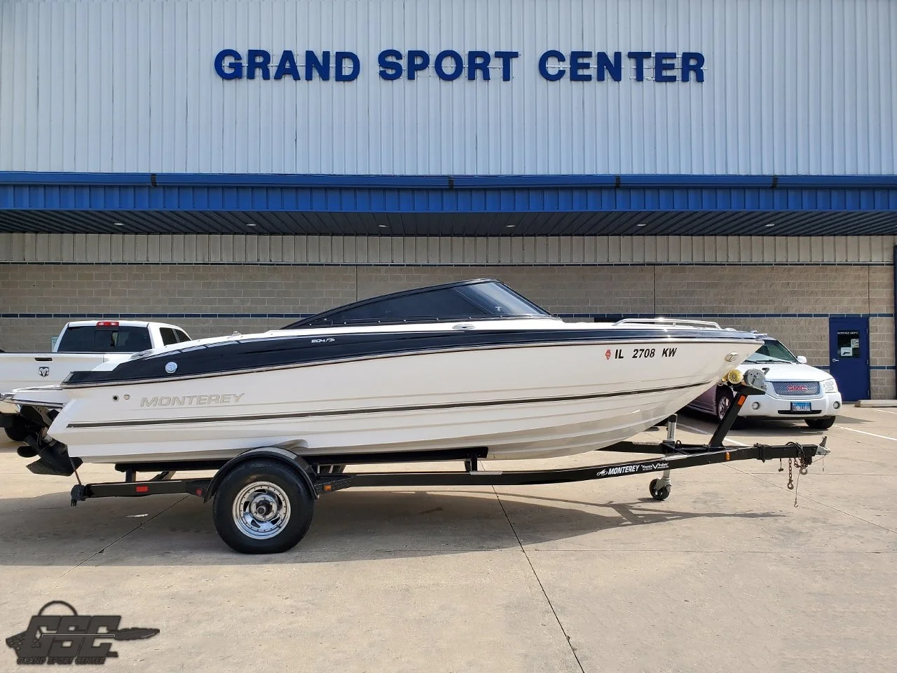 Open Bow and Runabouts — Grand Sport Center