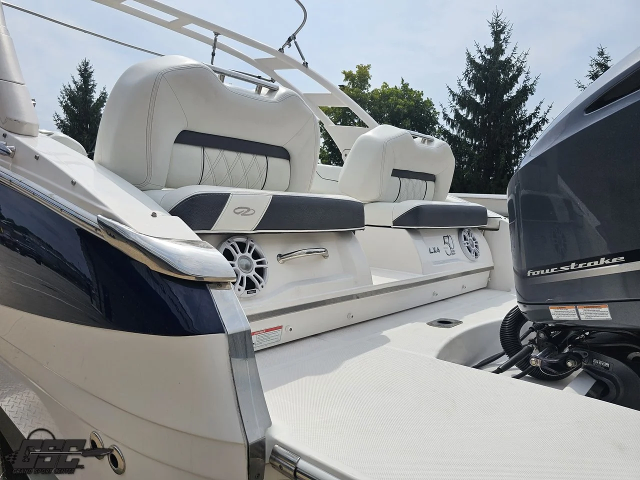 Price Drop! 2021 Regal LX4 Bowrider — Grand Sport Center