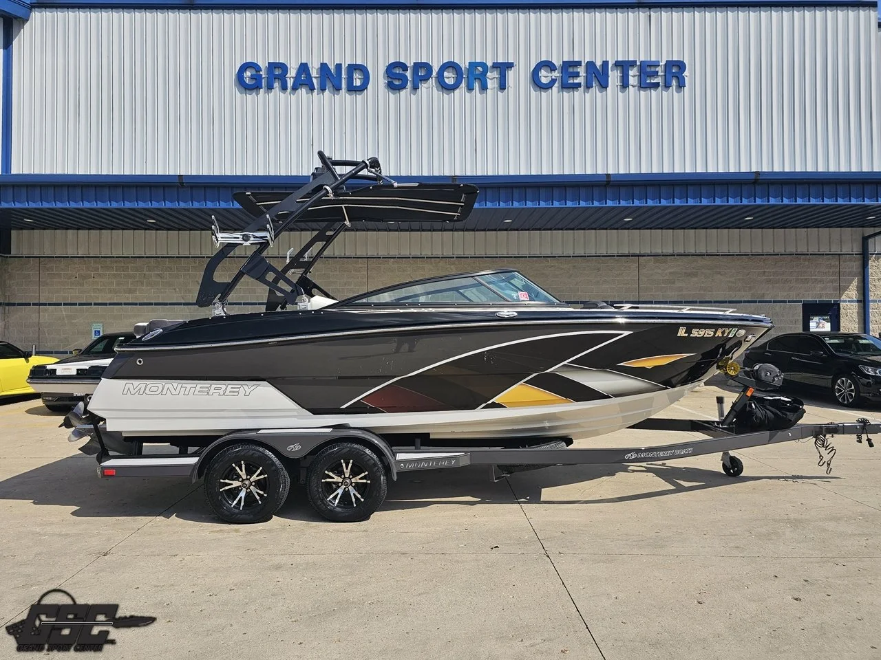 Open Bow and Runabouts — Grand Sport Center
