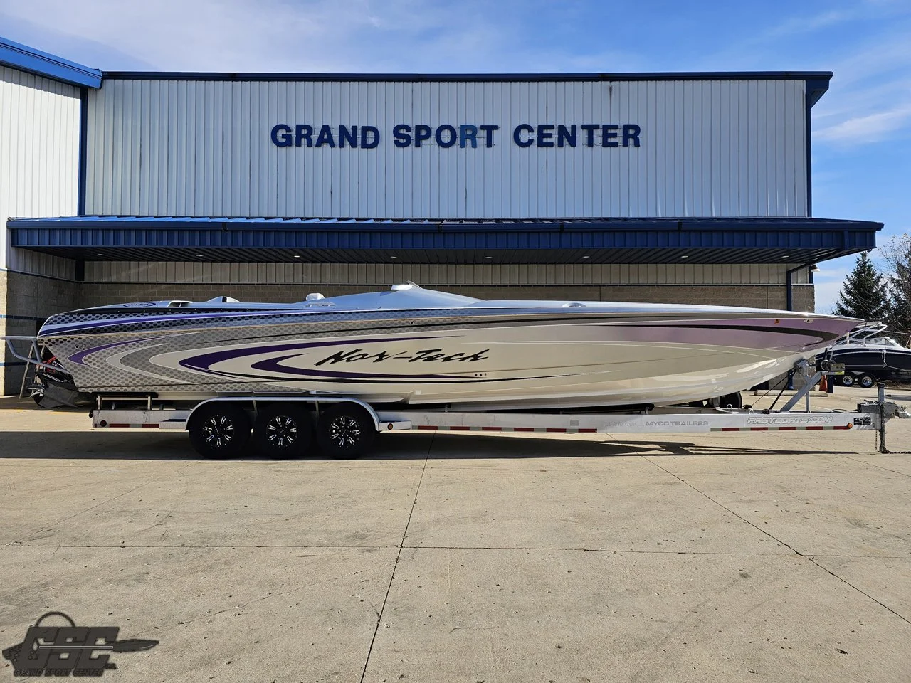 Performance — Grand Sport Center