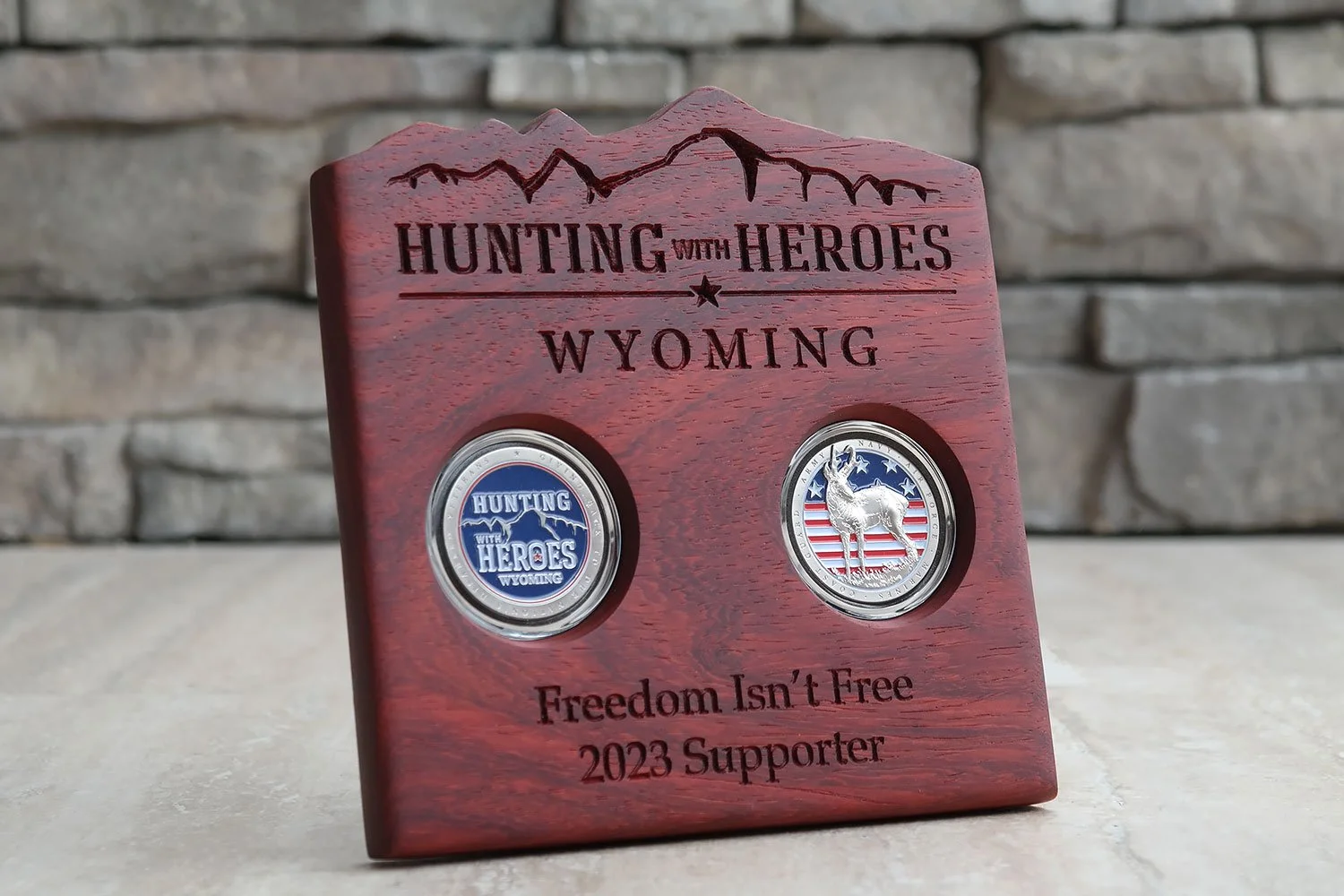 Rotating Challenge Coin Display | 1-Coin — Challenge Coin Displays ...