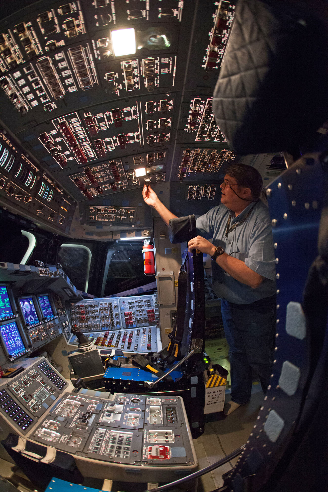 Inside Space Shuttles Inside Space Shuttles