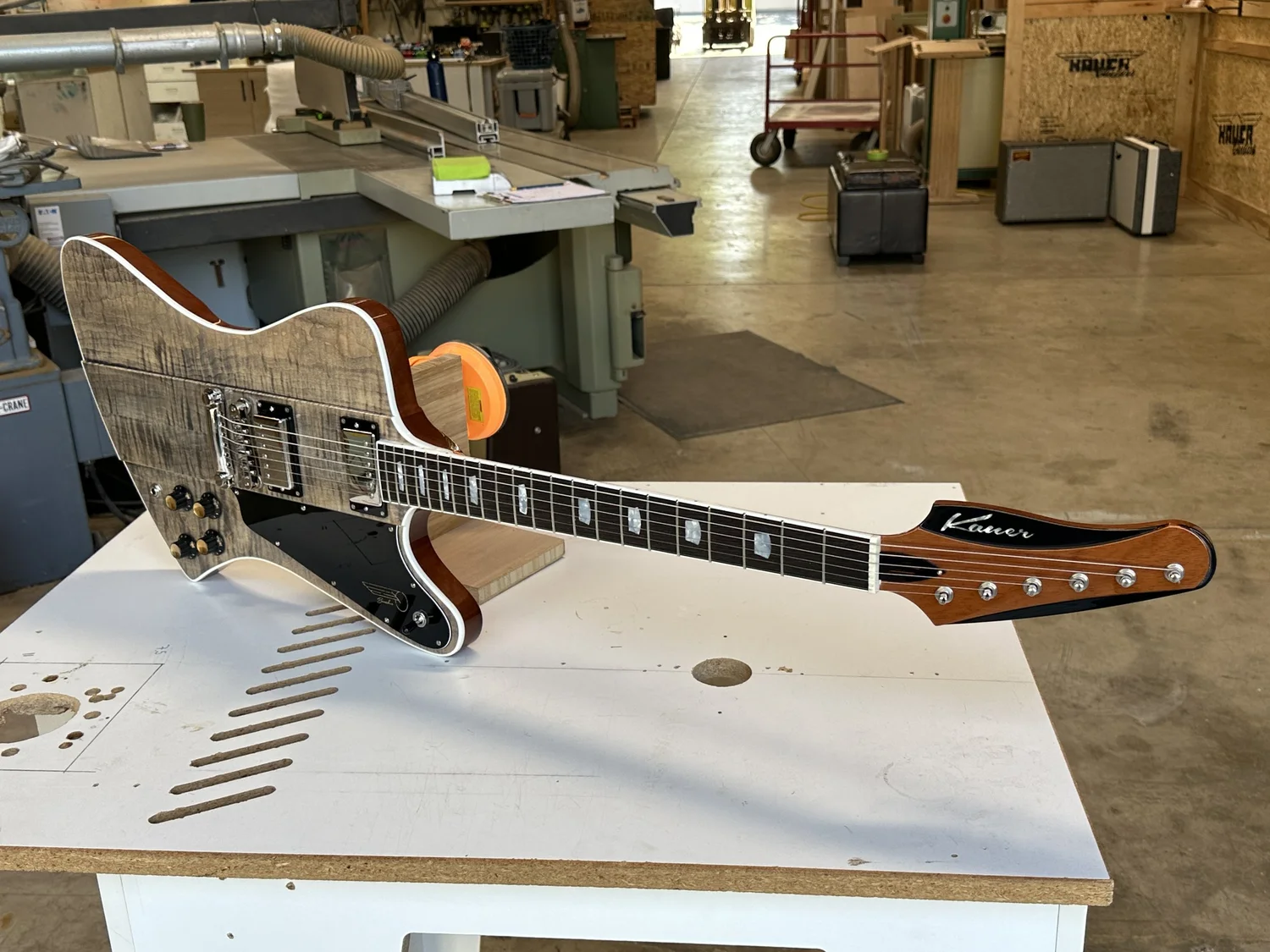 Banshee Deluxe #698 Stonewash — Kauer Guitars