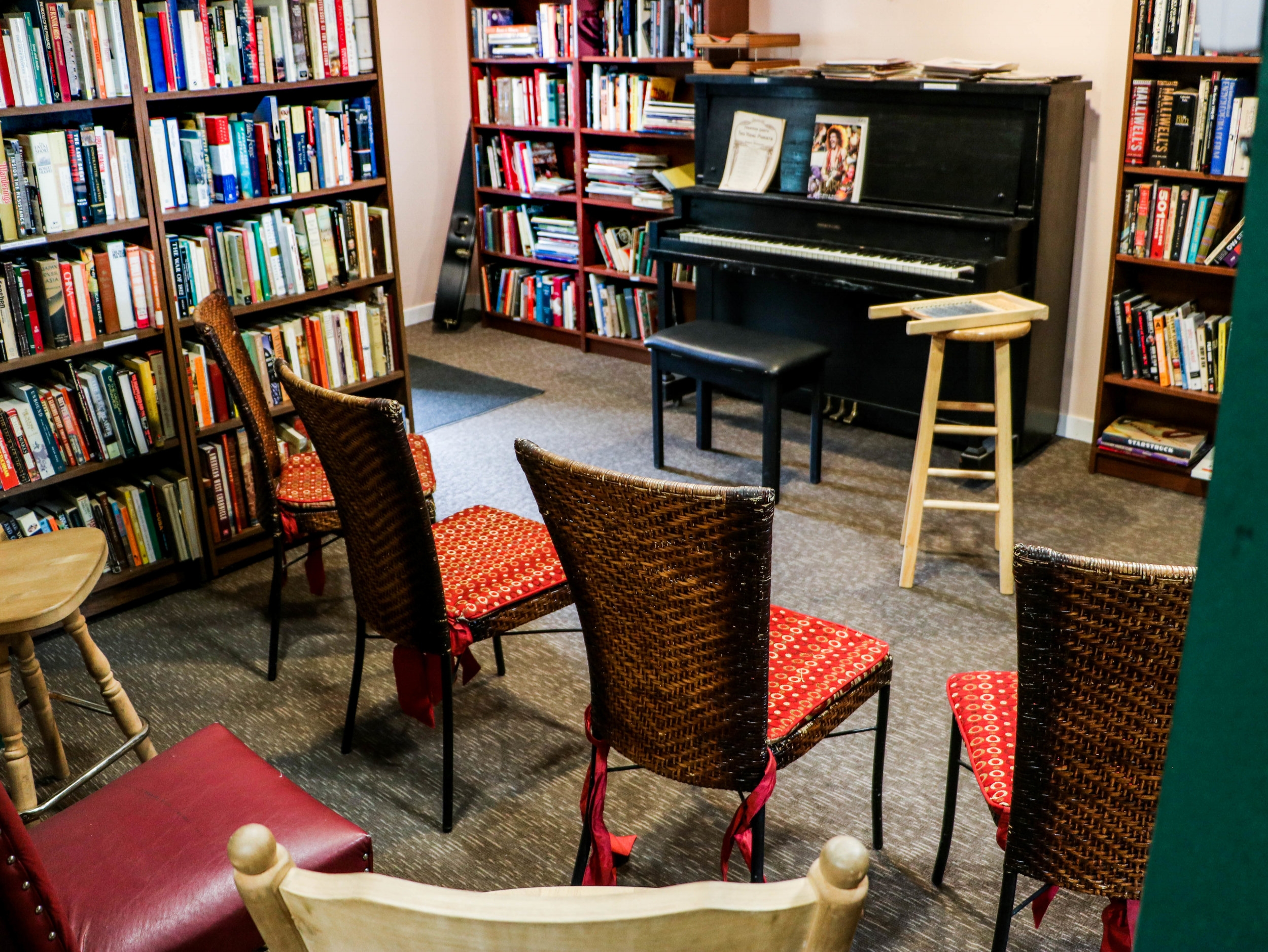 Home — Eat My Words Bookstore