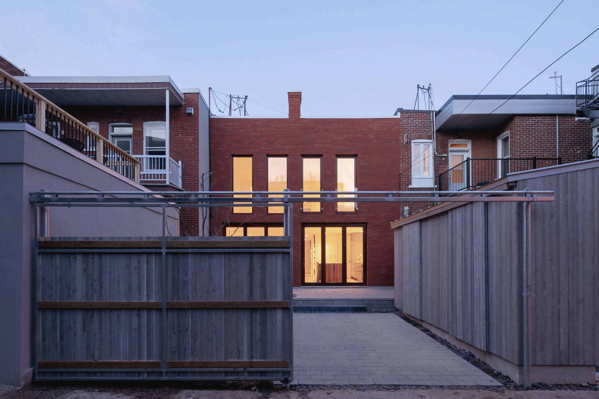 MAISON de BRIQUE _ Montréal _ 01 — nda