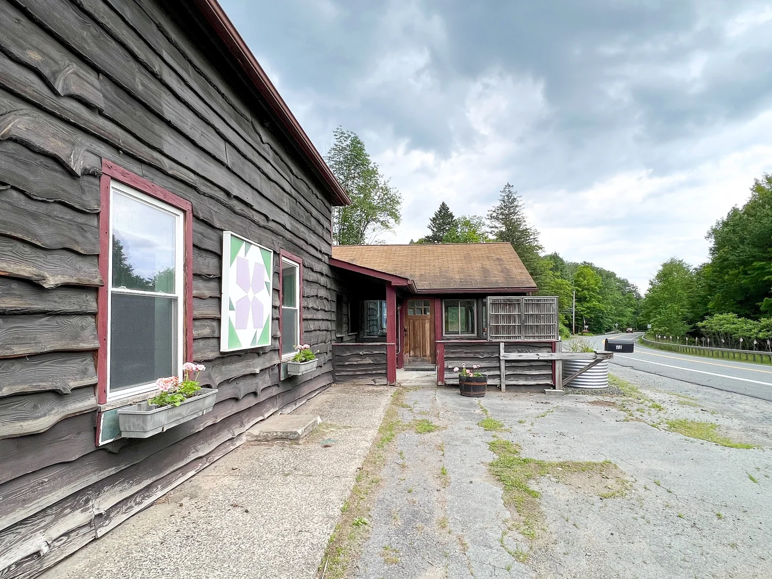 Commercial building on State Route 55 in the Catskills for sale ...
