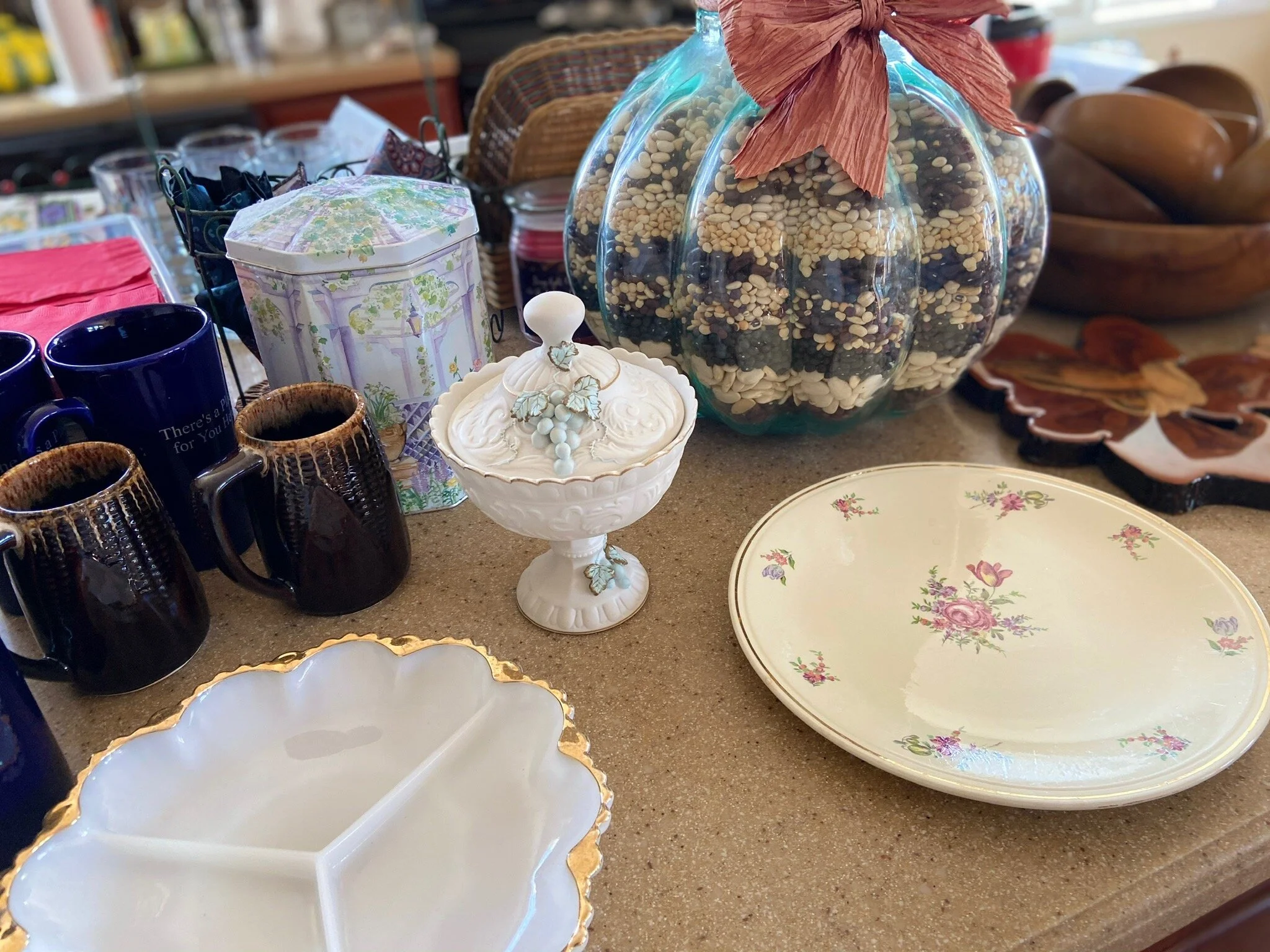 Full House In Westfield Antiques Glassware Everyday Items More Full House In Westfield Antiques Glassware Everyday Items More