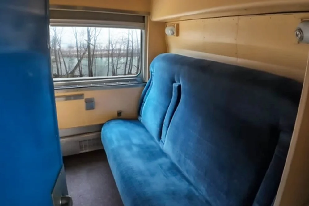 Iron Horse Rambles — Reading Blue Mountain & Northern: Passenger