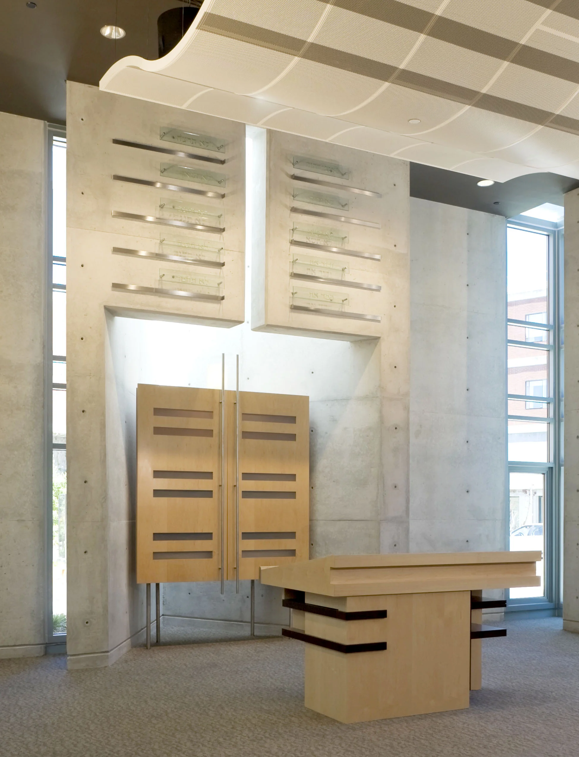 HCLA | ARTWORK JEWISH HOME TAROAH TABLE