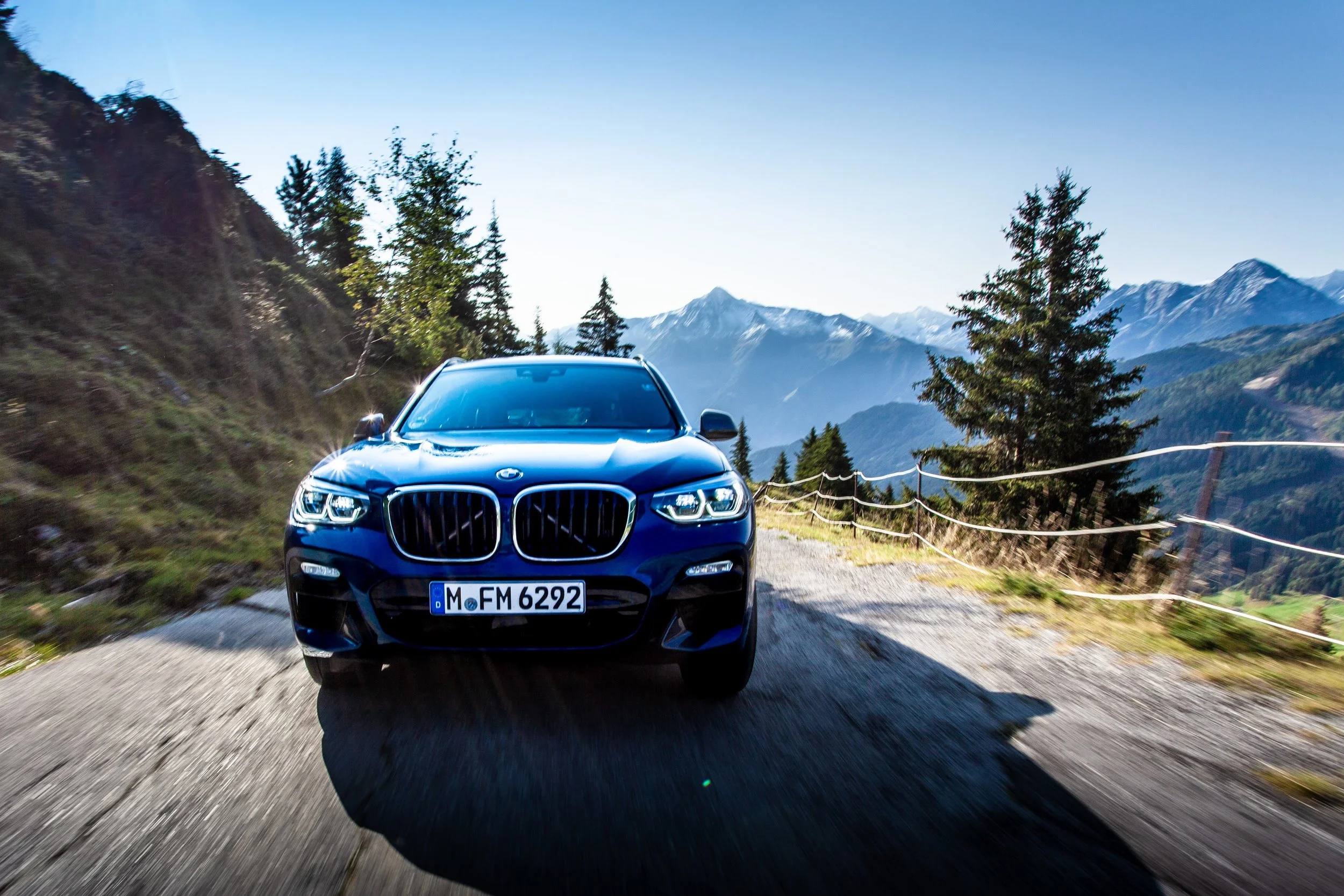 BMW AG - BMW MOUNTAINS — EPIC MINUTES PRODUCTION