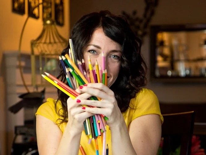 Meet The Artist — rachelryle.com