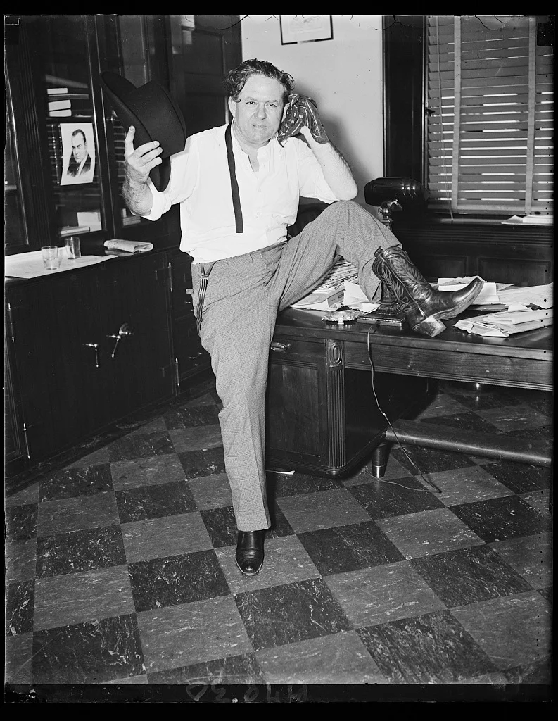 12 Arbitrary and Sorta Bizarre Vintage July 4th Photos from The Library ...