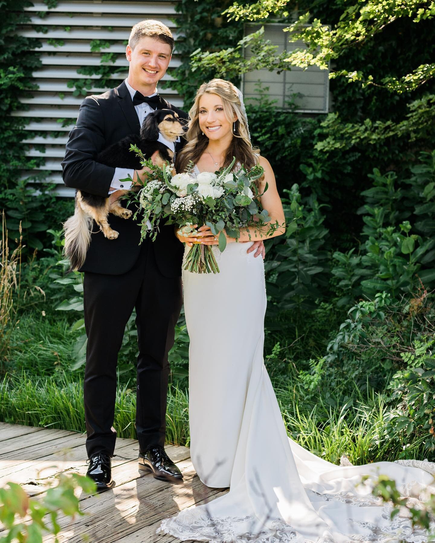 Crystal V Photography - Michigan Lakeshore Wedding Photographer