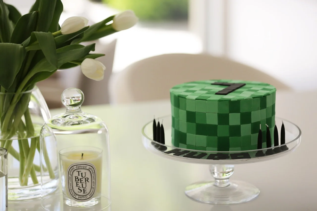 Hugo Minecraft Cake — Burnt Butter Cakes