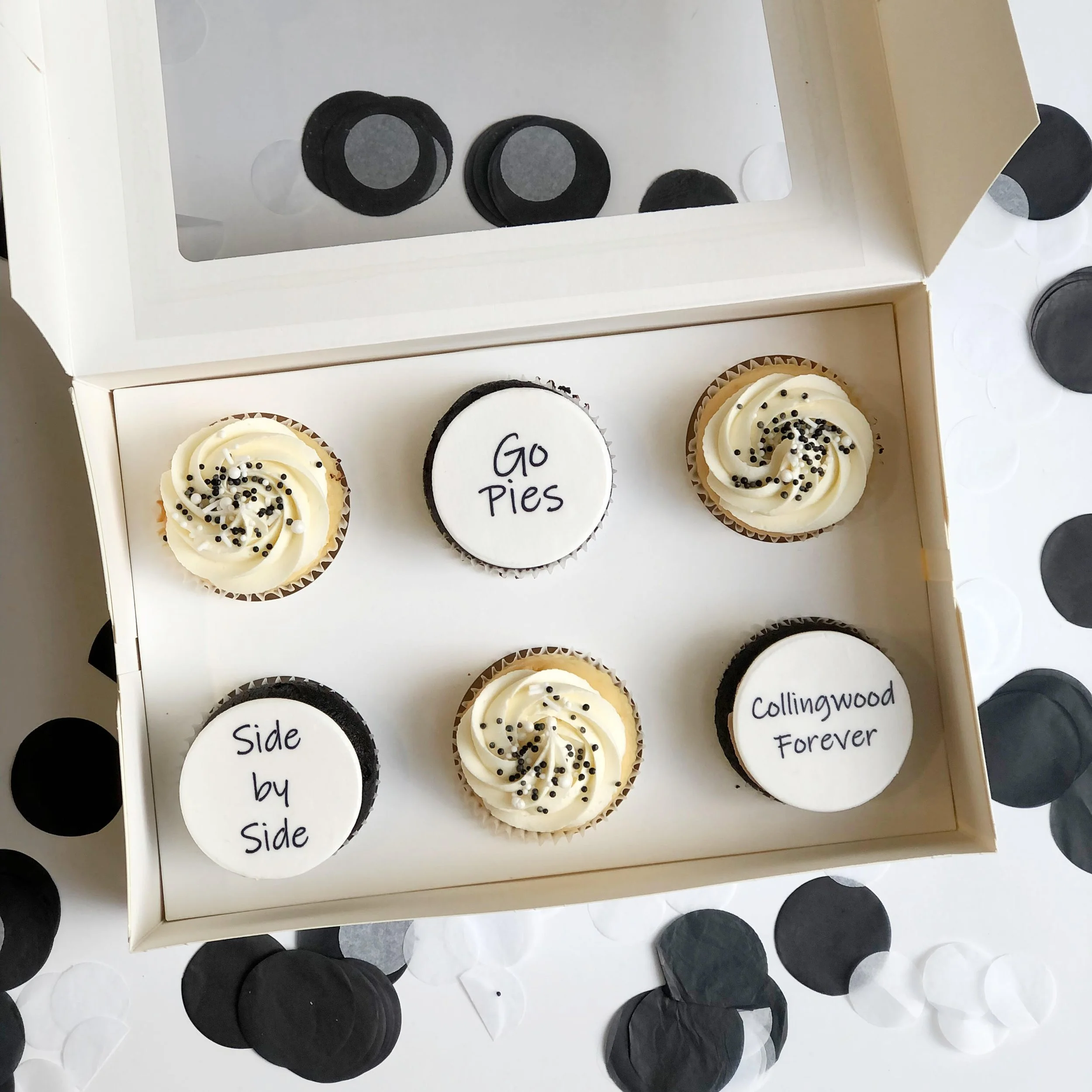 Collingwood Magpies Party Supplies — Burnt Butter Cakes
