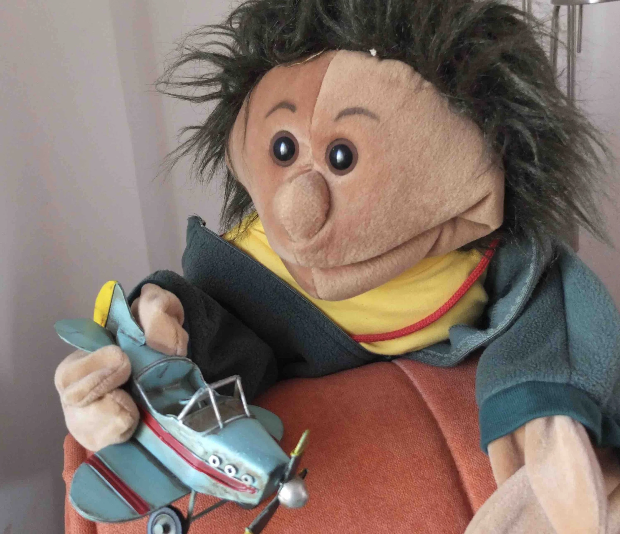 Using Toys as a Speaking Stimulus in ELT - Bat-i-Burrillo Puppet Theatre